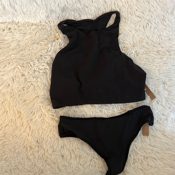 SKIMS | Intimates & Sleepwear | Skims Fits Everybody High Neck Bralette ...